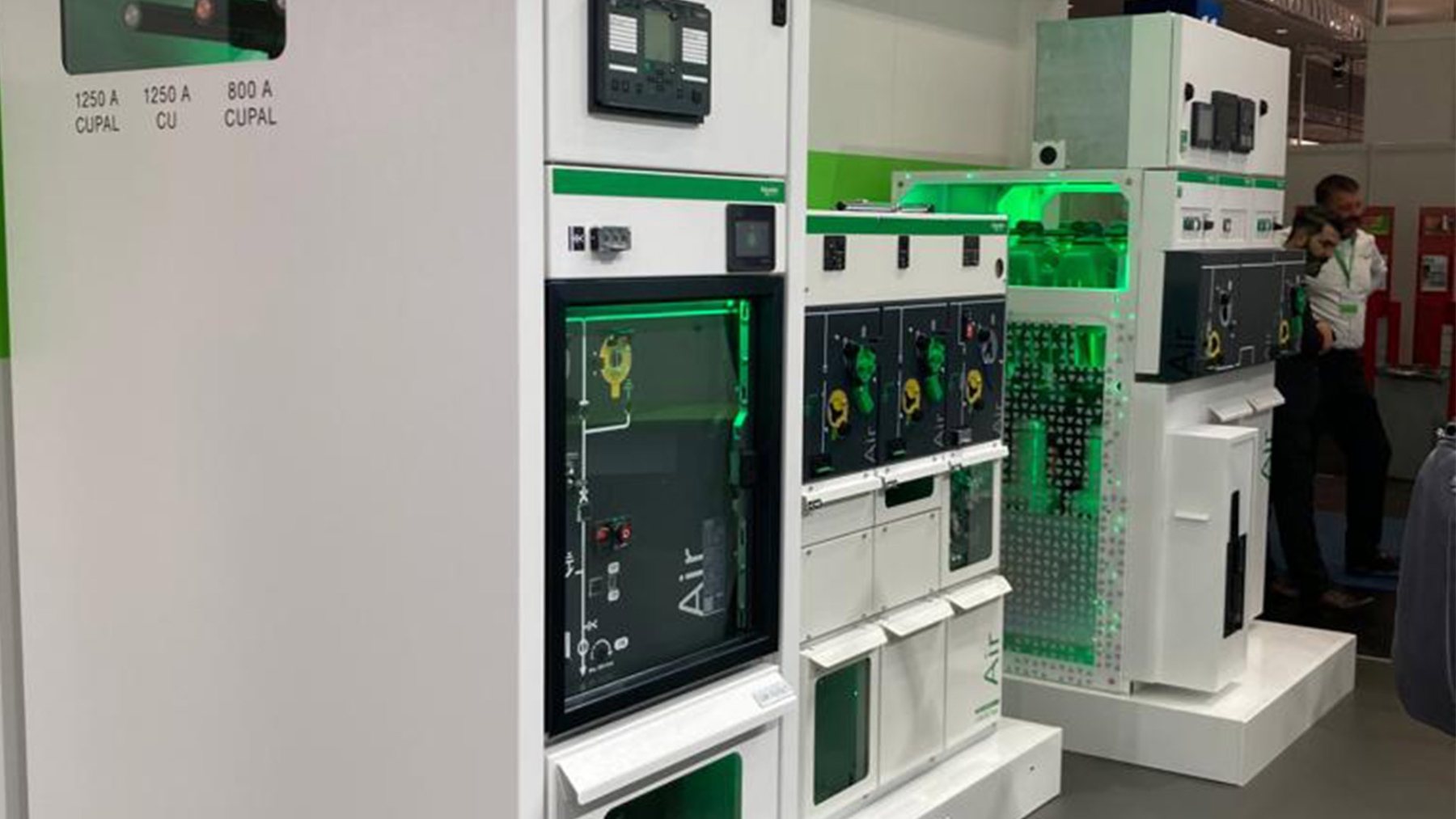 MV gets green technology with SF6-free | Schneider Electric Global